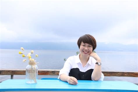 鹿城区教育研究院 名师风采 施东荣