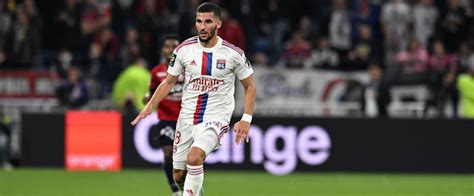 Annoncé En Algérie Houssem Aouar Prend Enfin La Parole
