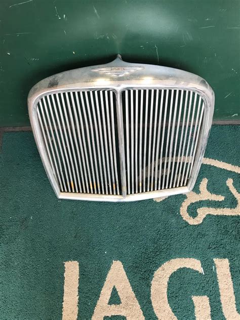 Jaguar 420 Saloon Grille Complete Used Bd29988