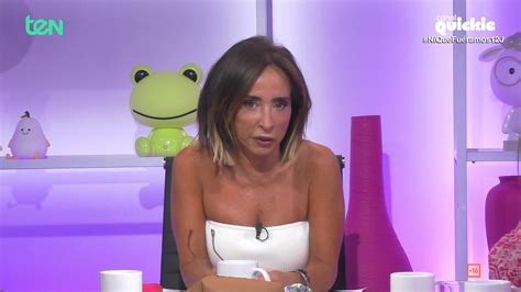 María Patiño deja al descubierto su ropa interior en pleno directo de Ni que fuéramos