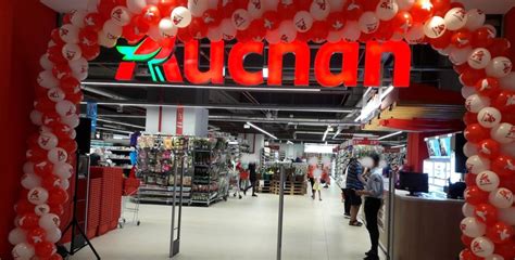 Auchan deschide cel mai mare supermarket din România Revista Biz