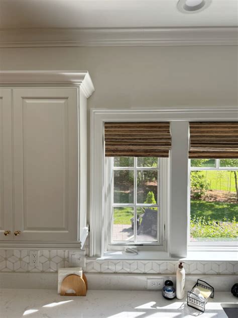 Sherwin Williams Pearly White Sw 7009 Paint Color Review Kylie M