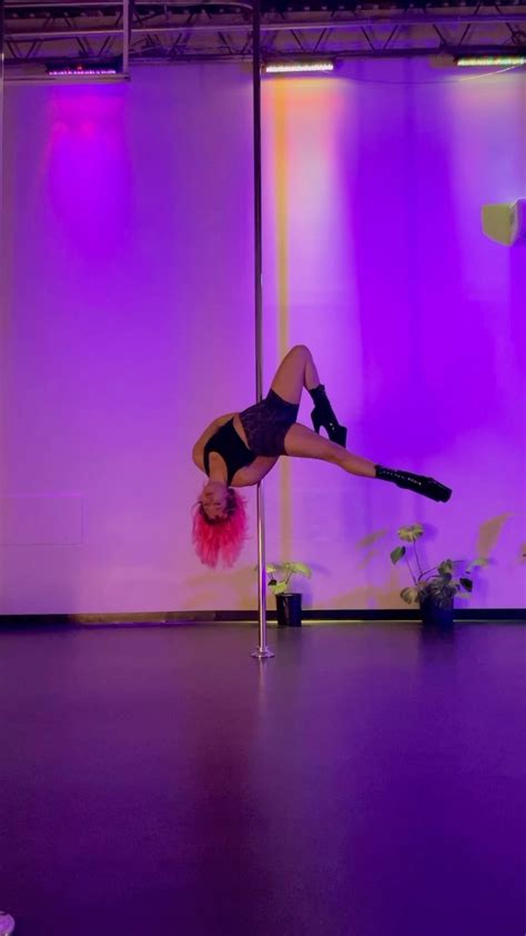 Izzy 🏳️‍🌈 Izzy Pole • Instagram Photos And Videos