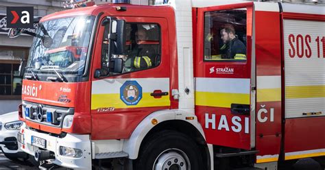 Hasiči Z Rajca A Konskej Zachraňovali Dom Pred Plameňmi Aktuality Sk