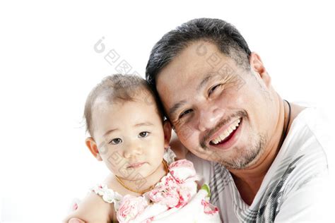 叔叔和小女孩图片 包图网企业站