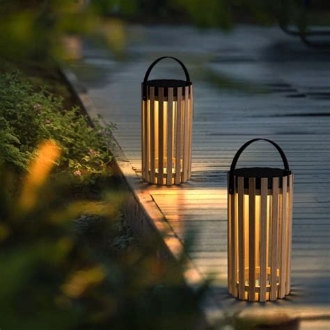 Portable Lantern Design LED Modern Solar Outdoor Floor Lamp Solar