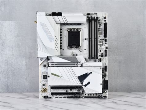 纯白信仰 技嘉z790 冰雕x主板图赏技嘉主板游戏硬件主板 中关村在线