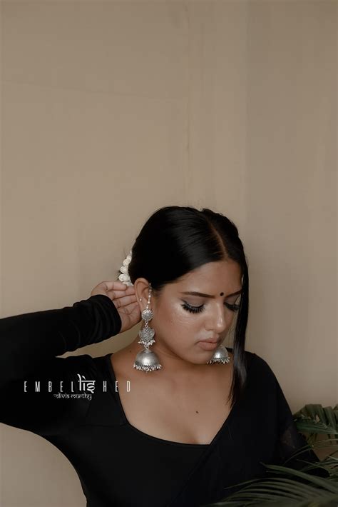 Lamani Embellished By Olivia