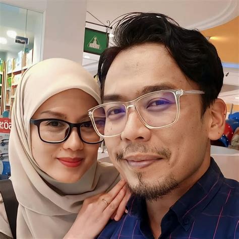 Izzatzul Izzatzul83 On Threads