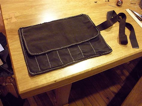 Make Your Own Leather Chisel Roll FineWoodworking