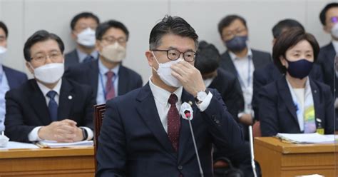 학업성취도 전수평가 논란에 교육차관 절대 아냐 반박