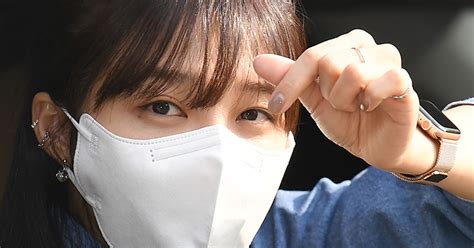 정은지 아이컨택 손하트 포토엔hd