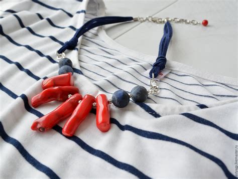 КОРАЛЛОВЫЕ РИФЫ колье на шнуре в морском стиле Beaded Necklace