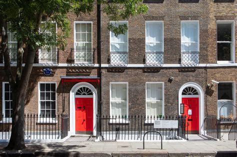 Everything You Need To Know About Visiting Charles Dickens Home