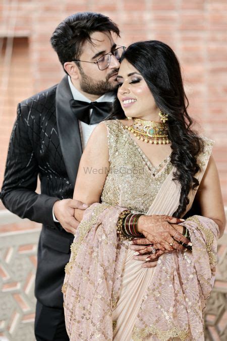 Photo Of Bride With Huge Maangtikka And Nath