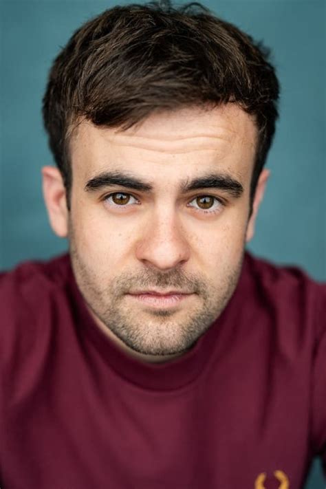 Toby Redpath About Entertainmentie