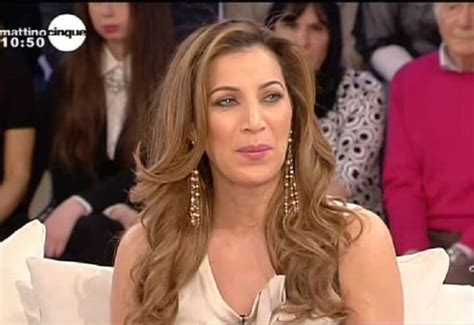 Samya Abbary Piange In Diretta A Mattino 5 Video I Momenti Più Belli