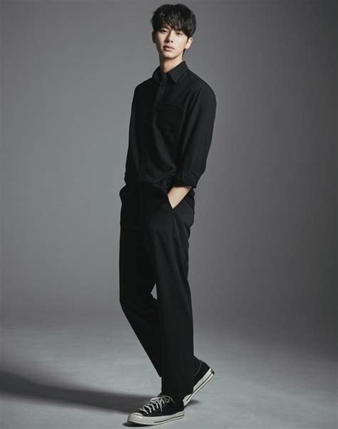 Lee Chae Min Announced As Newest Music Bank Host