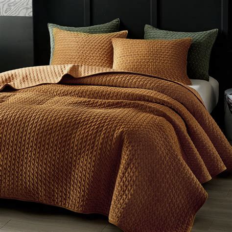 Warmdern Luxury Velvet Quilt Set Queen Size Cross Stitch Velvet Quilts