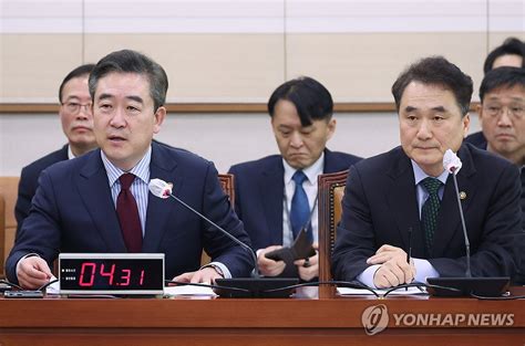 답변하는 윤희근 경찰청장 연합뉴스