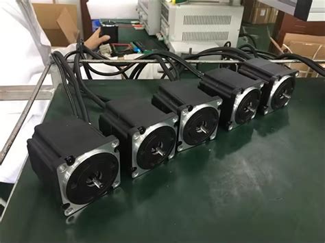 맞춤형 Nema24 Bldc 모터 48v 3000rpm 300w 무브러시 Dc 모터 제조업체 공급업체