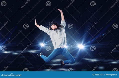 Seu Estilo De Vida Ativo Imagem De Stock Imagem De Fêmea 66557323