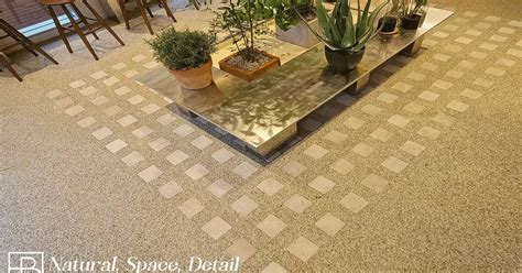 논현동 카페 Ak 베이지 콩자갈 바닥 시공 본앤크리트빈티지바닥에폭시 숨고 숨은고수