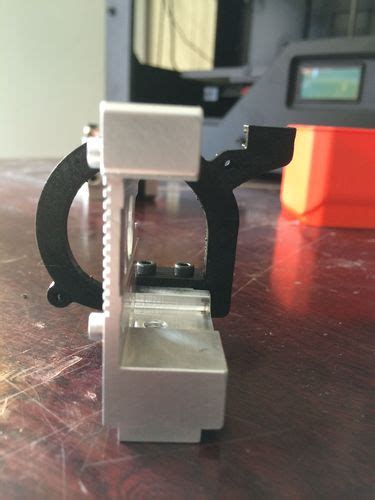 Makerbot Replicator 2 Extruder Conversion 3d Model Sldprt Sldasm Slddrw Ige Igs Iges