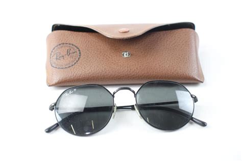 Ray Ban Unisex Sunglasses Black Rb3565 Property Room