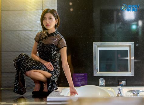 蔡黃汝高衩旗袍色誘楊一展 拍臀又吃櫻桃笑稱這是最大尺度