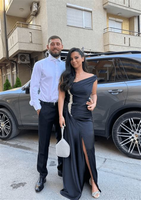 Martohet Futbollisti Arbër Zeneli Telegrafi Telegrafi