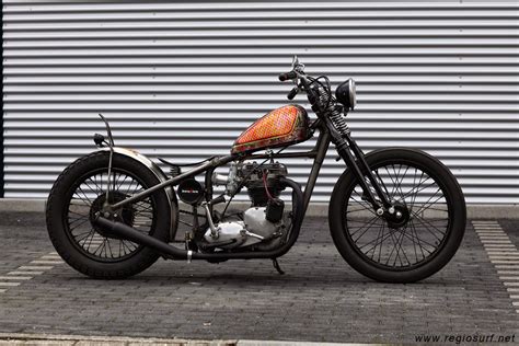 Triumph T100 Chopper mit Aftermarket Parts