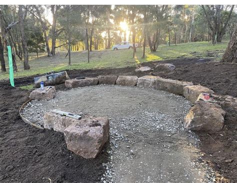 Fire Pits Wood Storage에 있는 Sam Crawford Landscape Design님의 핀