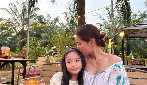 รวมรูปภาพของ โอปอล์ เช็กอินทะเลกับสามีและลูกๆ แต่เกือบหาแม่ไม่เจอ อ่านแคปชั่นแล้วยิ้มเลย รูป