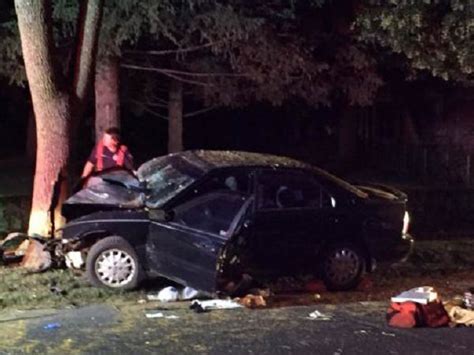 Pokemon Go User Crashes His Car While Playing The Game Drivespark