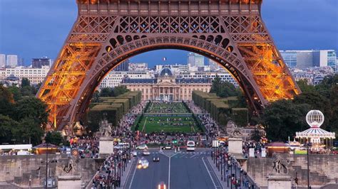 Париж Франція все про місто з фото памятки і карти Парижа