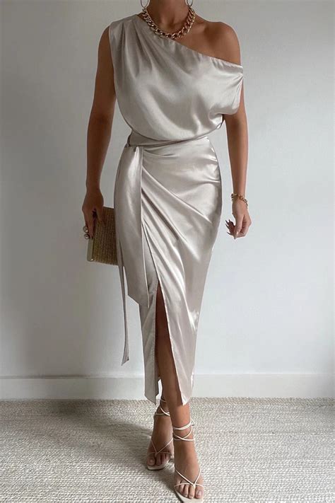 Kharisma Midi Dress Champagne Jaus