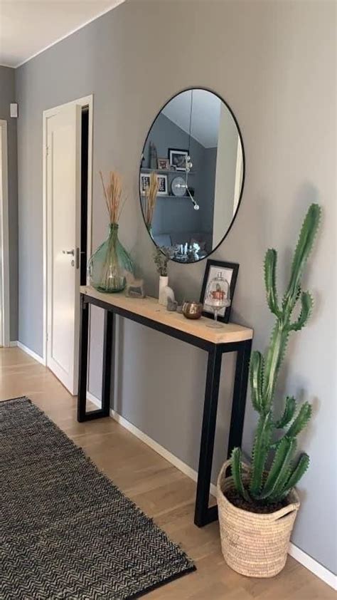 Pin by lizagr on Fachadas y Decoración Home entrance decor House interior Living room decor