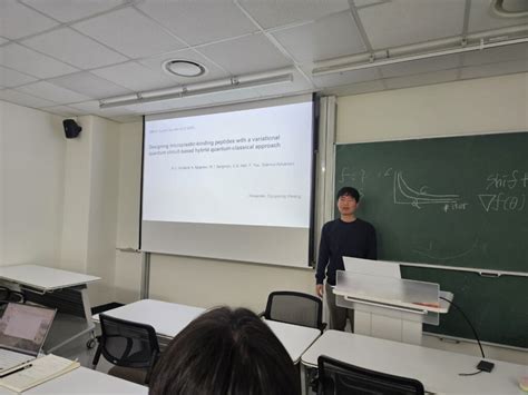 Dr Hwang Gave A Talk On Designing Microplastic Binding Peptides With A Variational Quantum