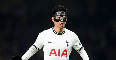 손흥민 뜨자 Son 뼉 쳤다 부상 후 처음으로 토트넘 복귀전큰 박수”