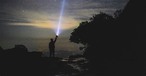 Space Oddity Astrophysicist Prof Cooks Up Equation For Time Travel