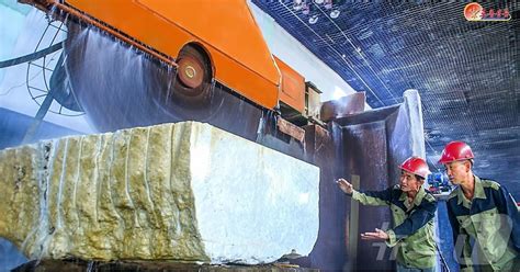 북한 건설장에 보낼 석재 생산 박차