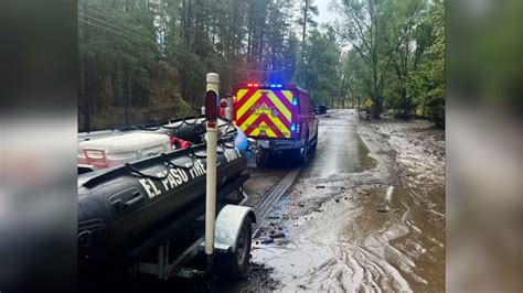 El Paso Fire Water Rescue Team Deployed To Ruidoso Nm Amid Flash