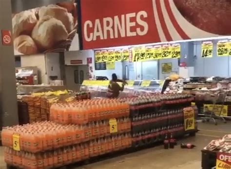 Mulher Surta E Quebra Tudo Em Mercado Em Simões Filho Veja Vídeo