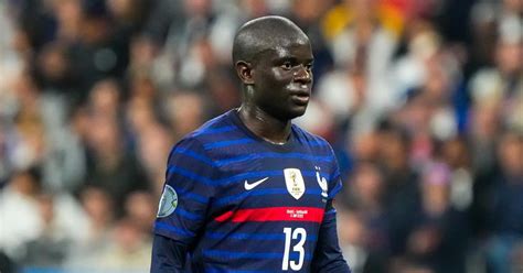 Catastrophe Pour LÉquipe De France Ngolo Kanté Est Forfait Pour La