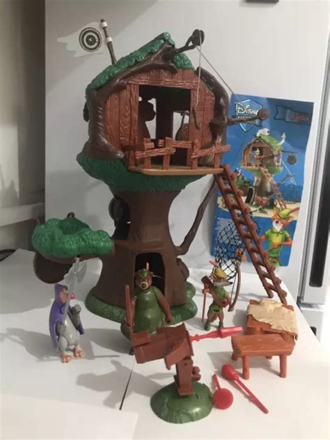 FAMOSA DISNEY HEROS Robin Hood Castle Sherwood Forest Treehouse Playset Figures