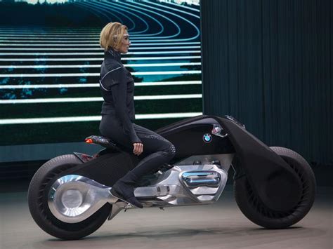 Bmw Motorrad Vision Next 100 Motorcycle Is Self Balancing And