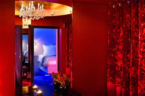 Six Sexy Hotels In Paris