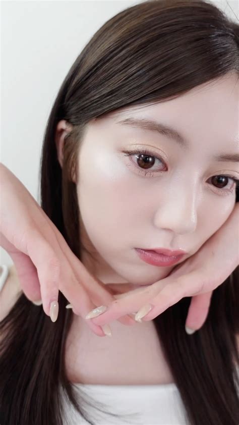 中野恵那 Nakano Ena あっぷばーじょんもっ📷💐 振袖は私がモデルをさせて頂いた事がある、丸上さんのです！ 上品で素敵な振袖を着る