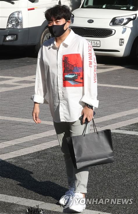 김호중 사회복무요원 근무 시작 연합뉴스